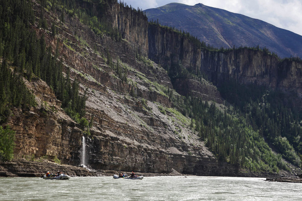 Paddle the Mountain River | Canadian River Expeditions